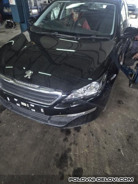 Peugeot 308 2.0ehdi Kompletan Auto U Delovima