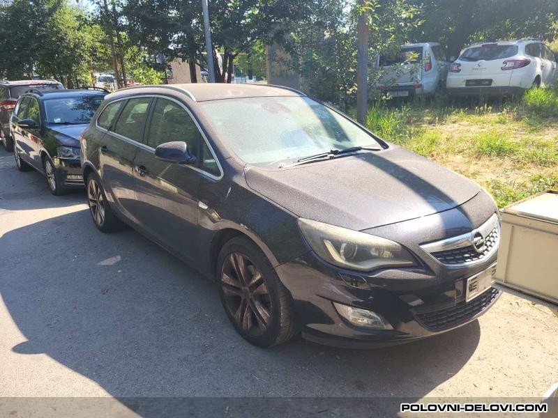 Opel Astra J Tour 2.0 Cdti Led Kompletan Auto U Delovima
