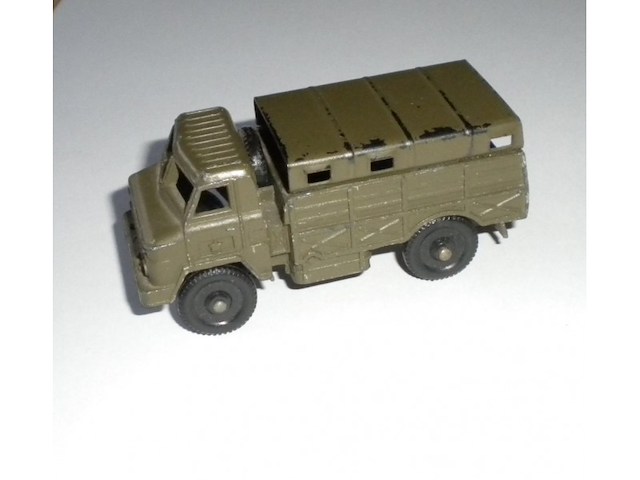 (Iv) SSSR vojna tehnika `Gaz 66`