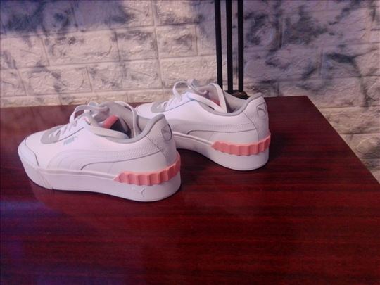 Nove original Puma ženske patike br 39