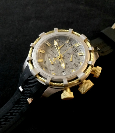 Invicta Reserve 40mm Bolt Meteorit Swiss sat