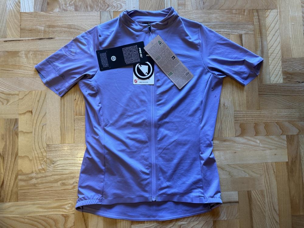 Biciklisticki zenski dres Endura Pro SL L novo