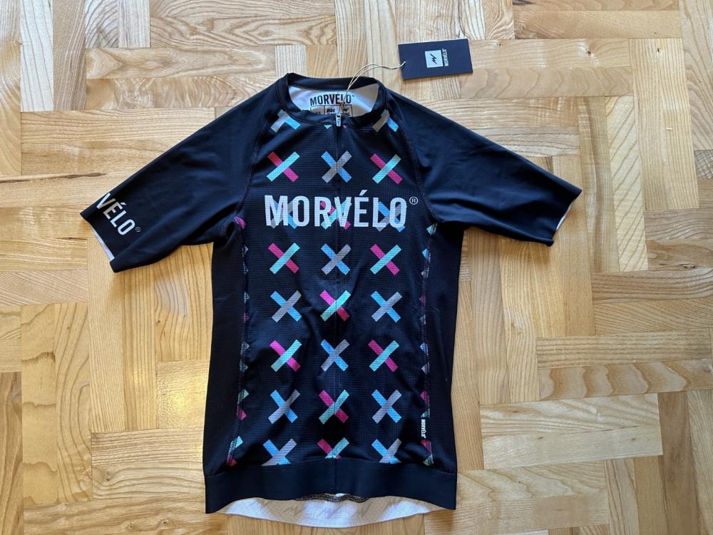 Biciklisticki zenski dres Morvelo XS novo
