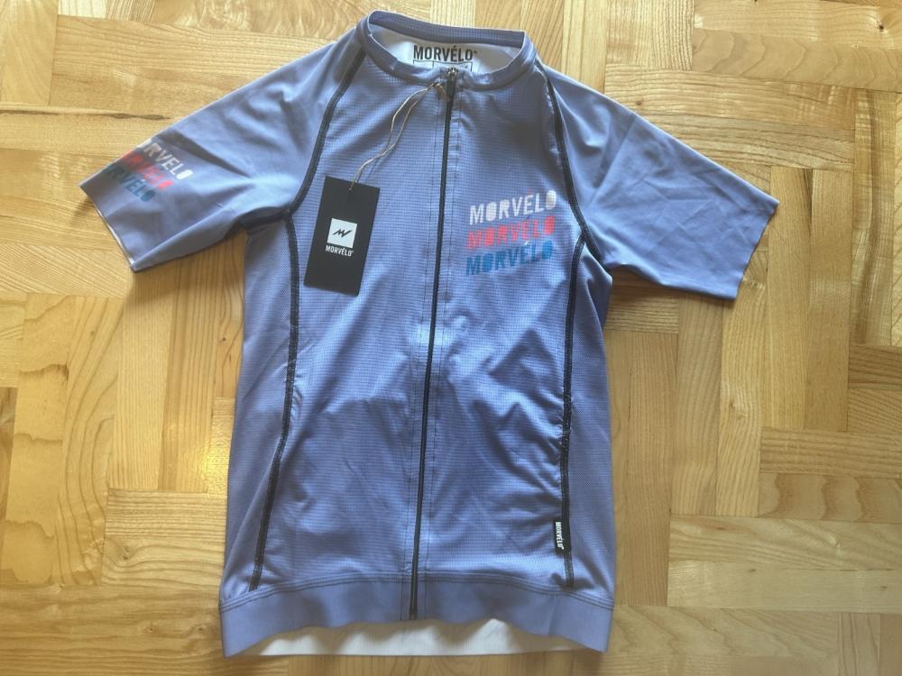 Biciklisticki zenski dres Morvelo XS novo