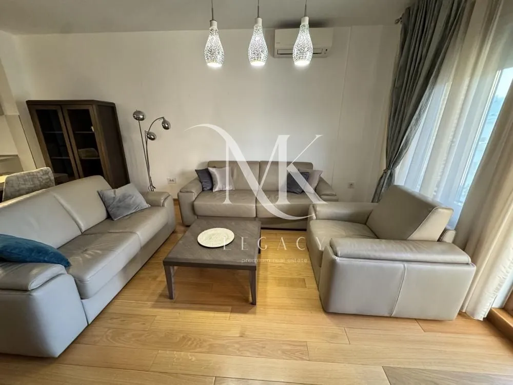 Izdavanje, dvosoban stan, 57m2, Južni Bulevar, Vračar, Beograd