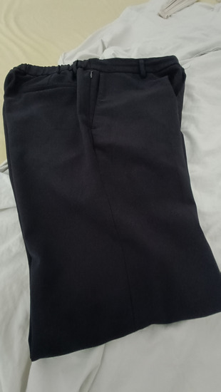 Zara teget pantalone