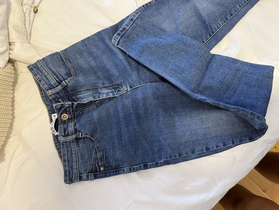 Zara farmerice