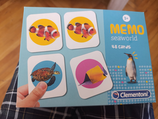 Clementoni memo game