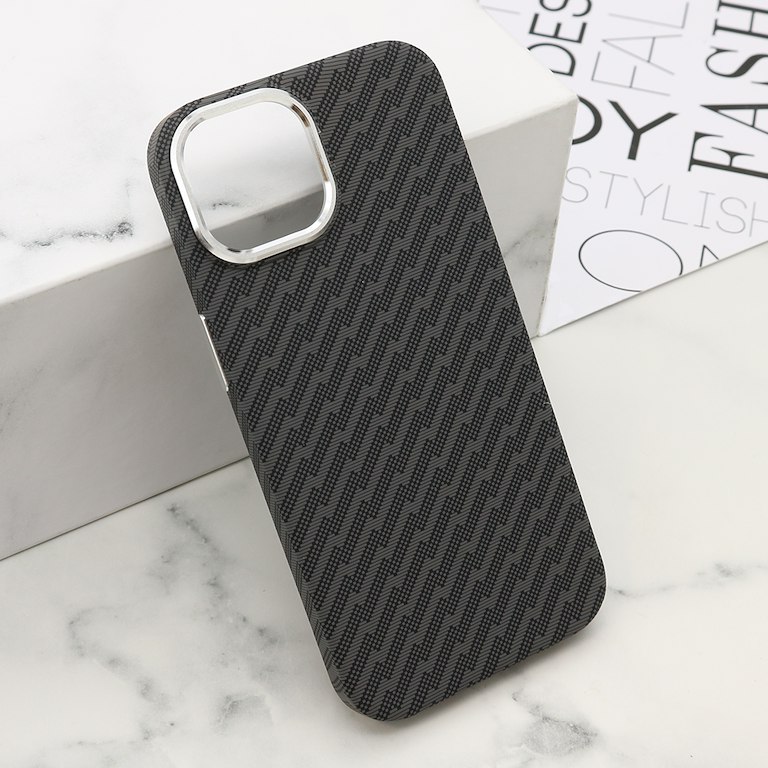 Zastitna maska (futrola) UrbanMesh MagSafe - iPhone 15 DZ01 (MS)