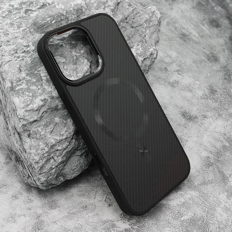 Zastitna maska (futrola) CARBON MagSafe - iPhone 16 Pro Max (6.9) crna (big camera) (MS)