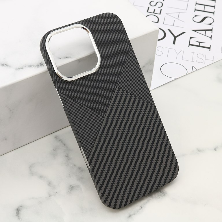 Zastitna maska (futrola) UrbanMesh MagSafe - iPhone 16 Pro Max (6.9) DZ03 (MS)
