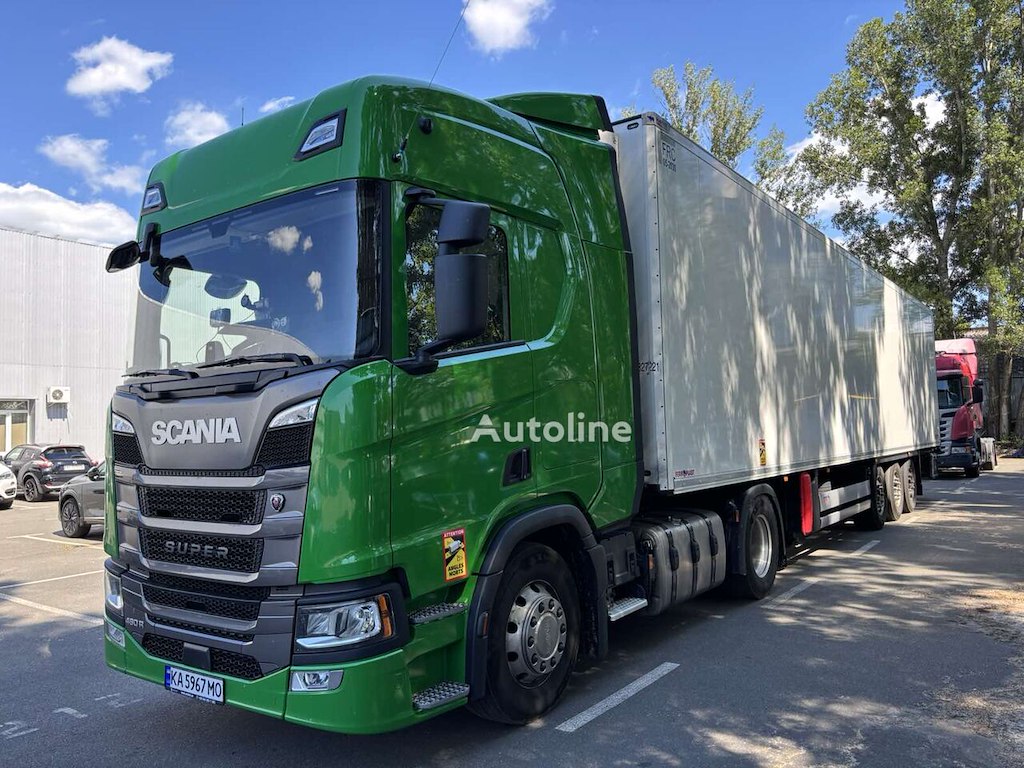 Scania R 460 tegljač + poluprikolica hladnjača
