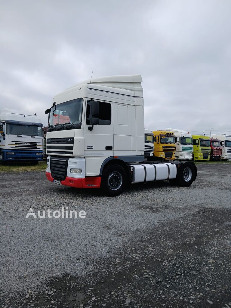 DAF XF 105 460 tegljač