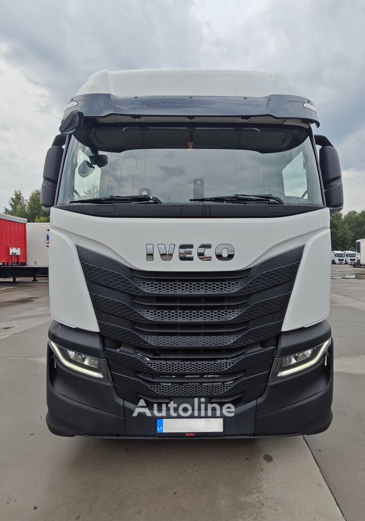 IVECO S-Way 480 tegljač