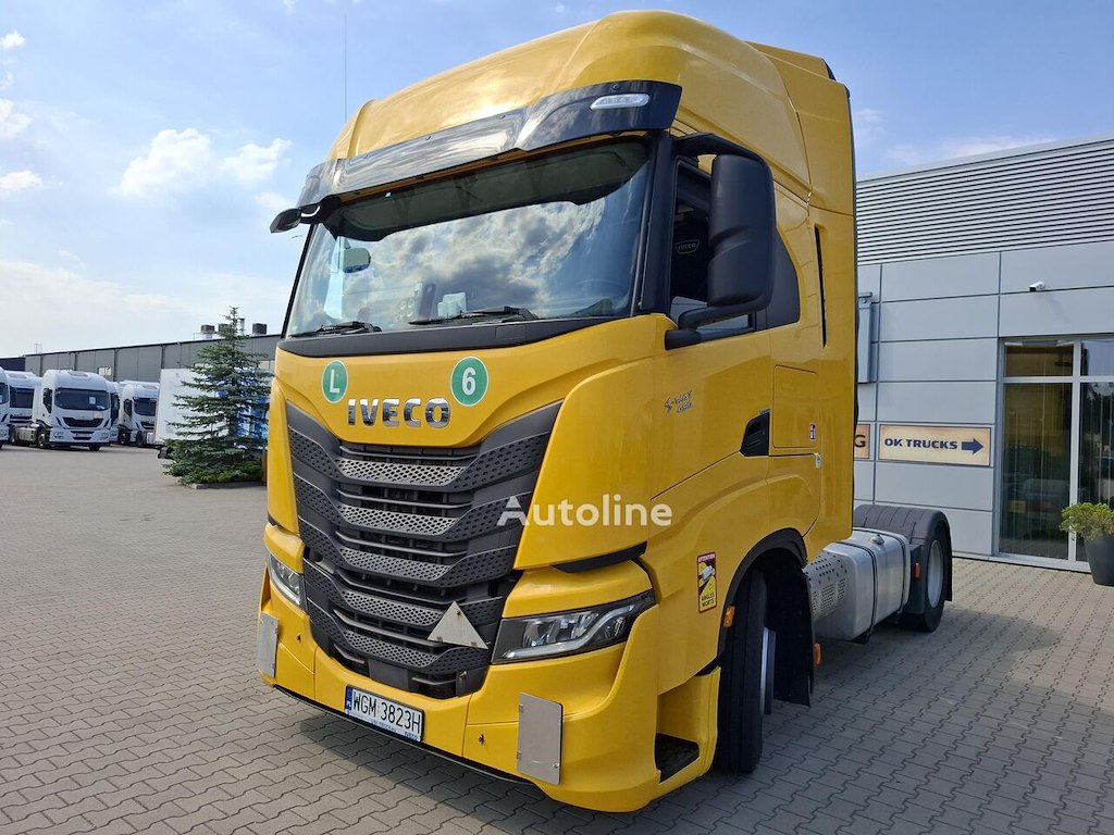 IVECO S-Way 490 tegljač