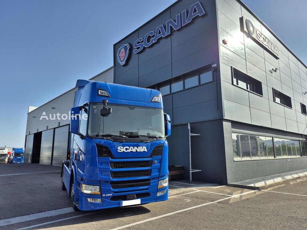 Scania R 450 tegljač