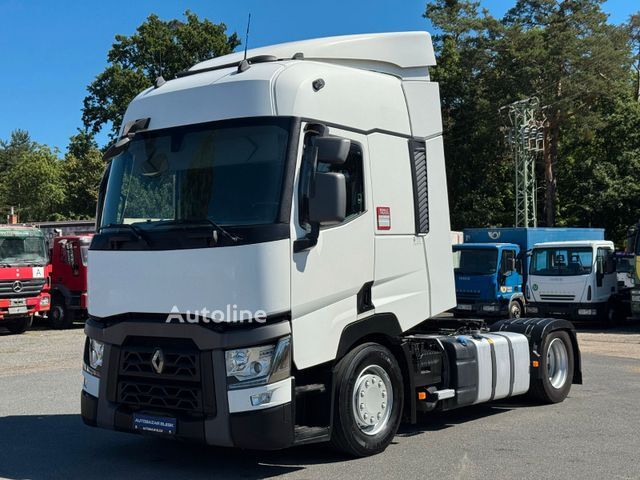 Renault T460 tegljač
