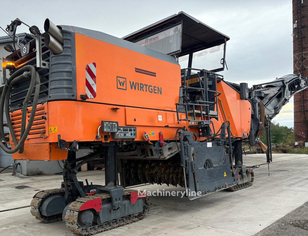 Wirtgen W210i glodalica za asfalt