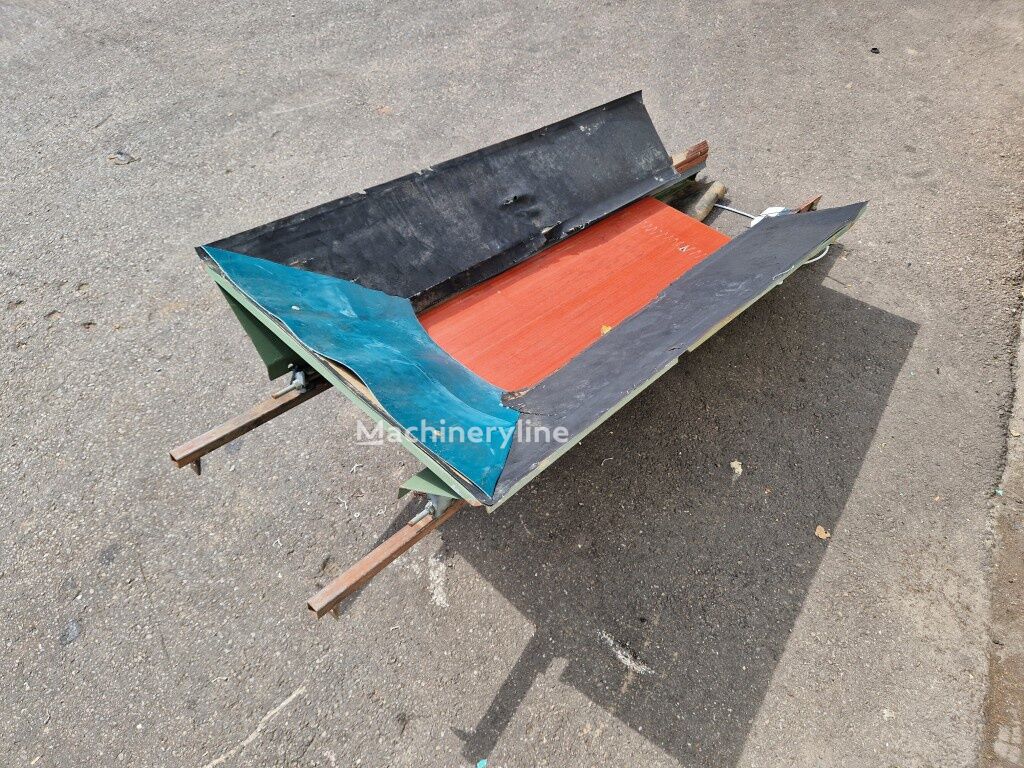 Compas poljoprivredni transporter