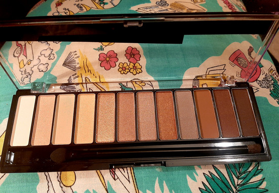 Rimmel paleta senki