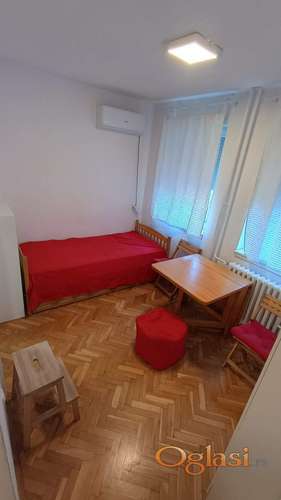 Na prodaju garsonjera – Novi Sad, Marka Miljanova, 15m² (u prirodi 18m²)