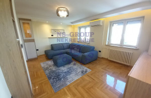 Prodajem Stan-Apartman, Bulevar Patrijarha Pavla