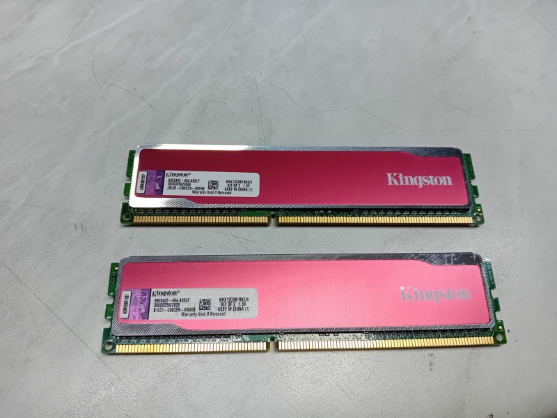 ddr3 4gb kingston HyperX Red 1333mhz ispravna 2x2gb