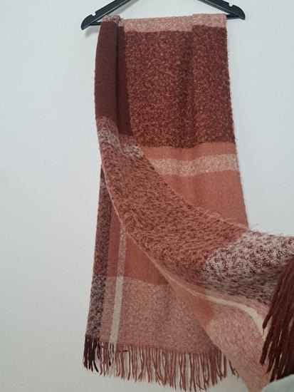 h&m veliki šal