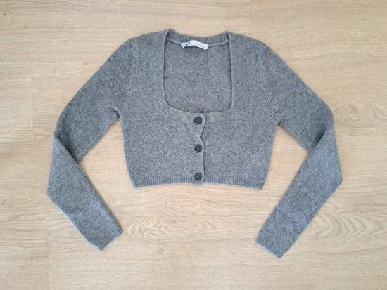 zara crop džemper