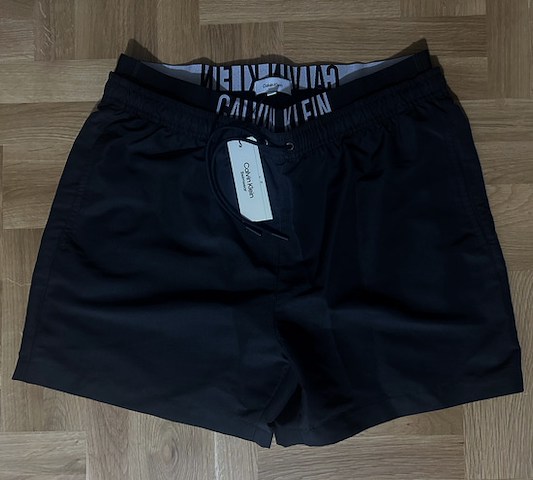 Na prodaju nov calvin klein muski kupaci