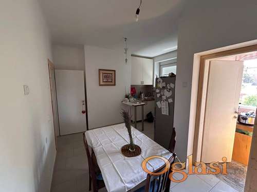 U ponudi fenomenalan stan na Keju!