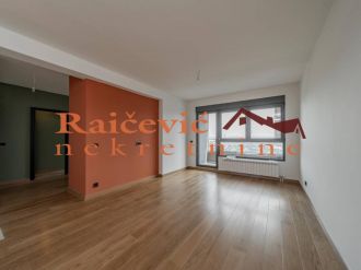 84m² 325.000€
Beograd, Voždovac, Saobraćajni fakultet, Vojvode Stepe (RETKO !)