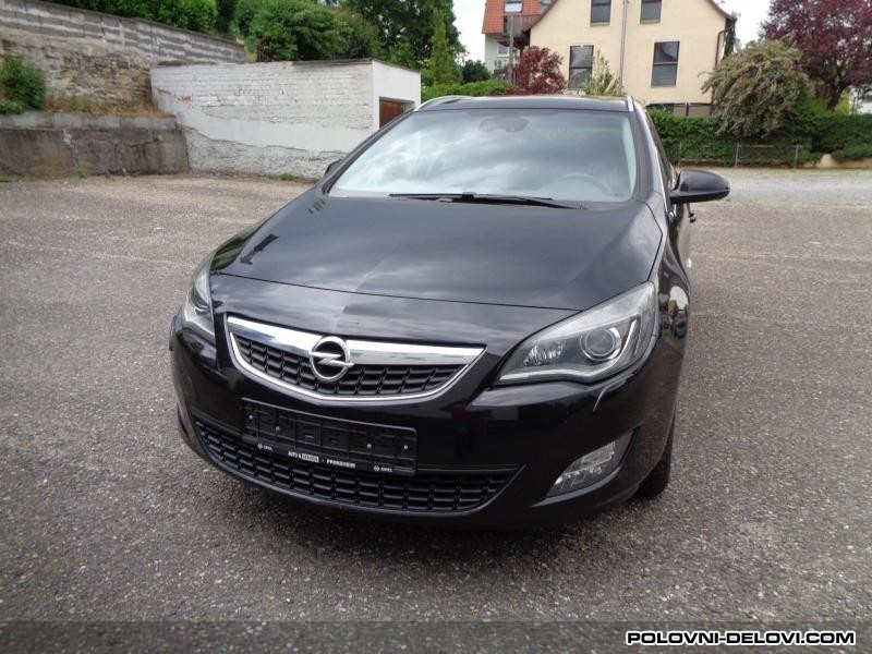 Opel Astra 2.0 Cdti Kompletan Auto U Delovima