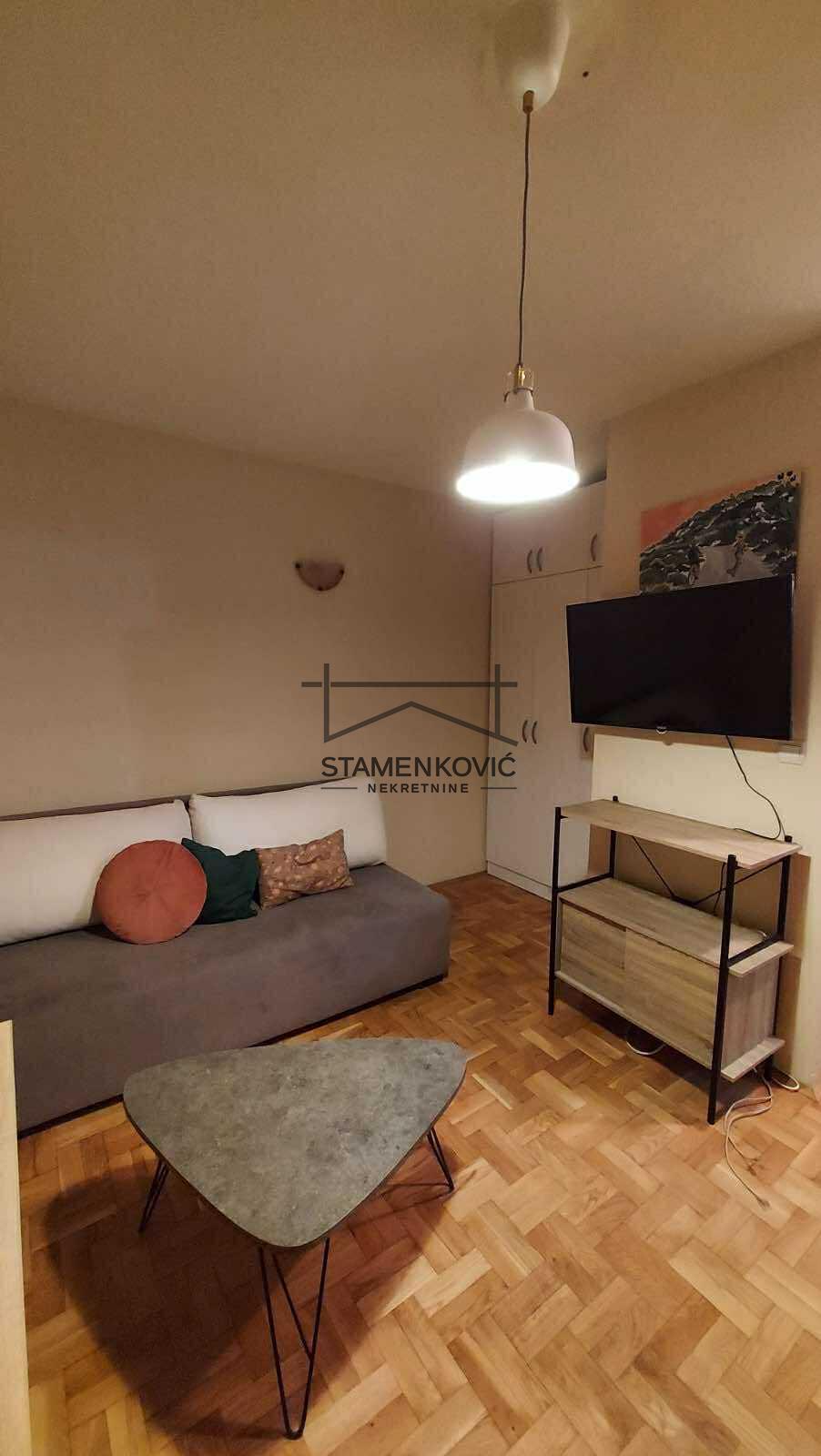 Prodaje se garsonjera na Bulevaru Evrope ID#6954 79.900 €