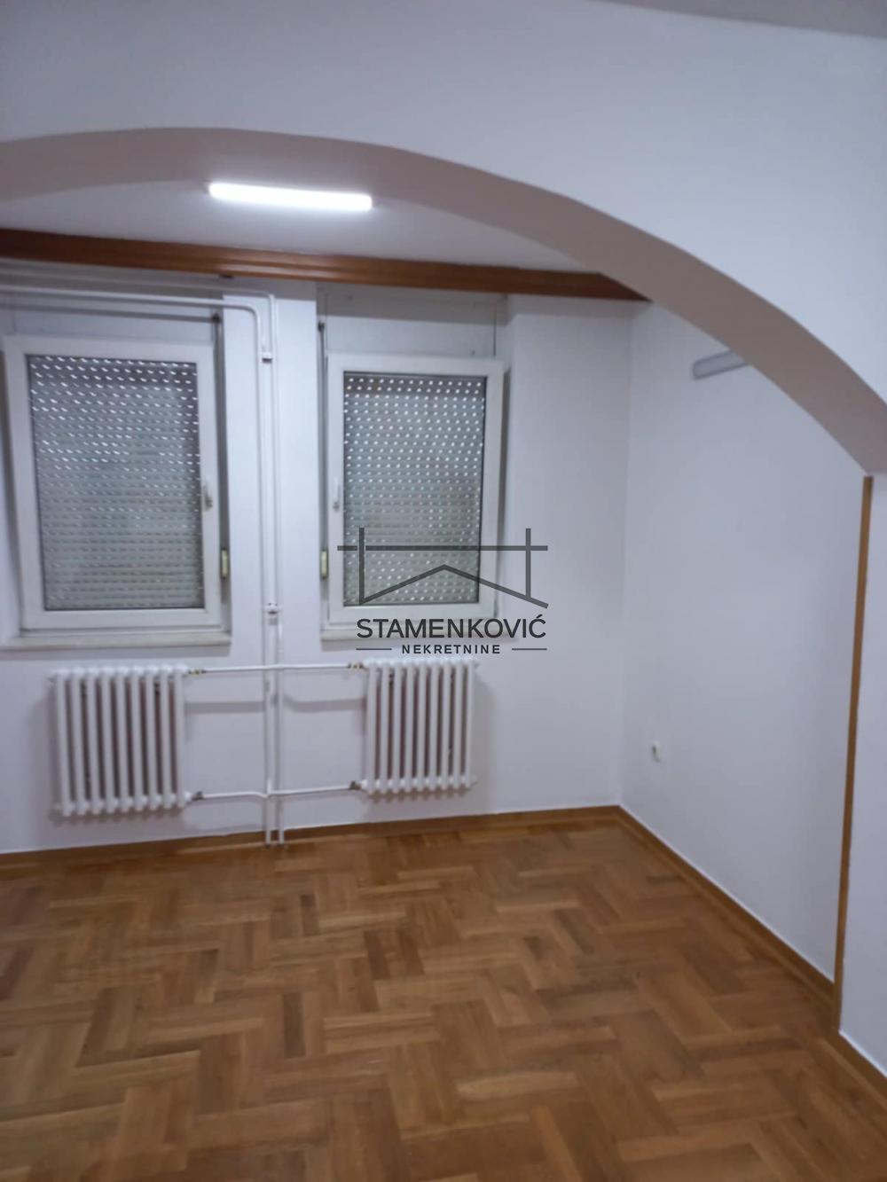 Prodaje se četvorosoban stan na Novom naselju ID#6943 154.500 €