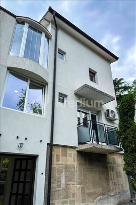 Banovo brdo - Top lokacija - 2100e / m2
