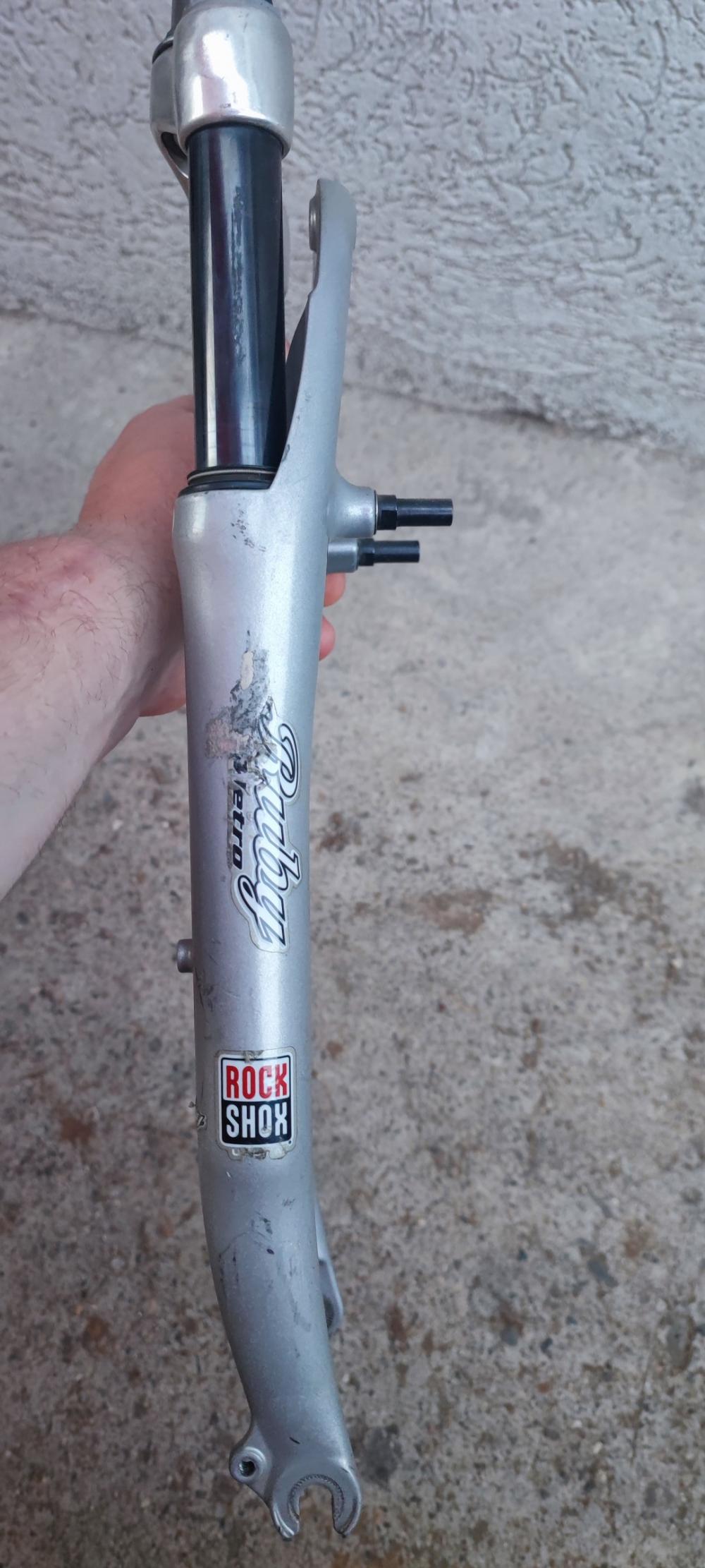 RockShox Ruby za 28 točak
