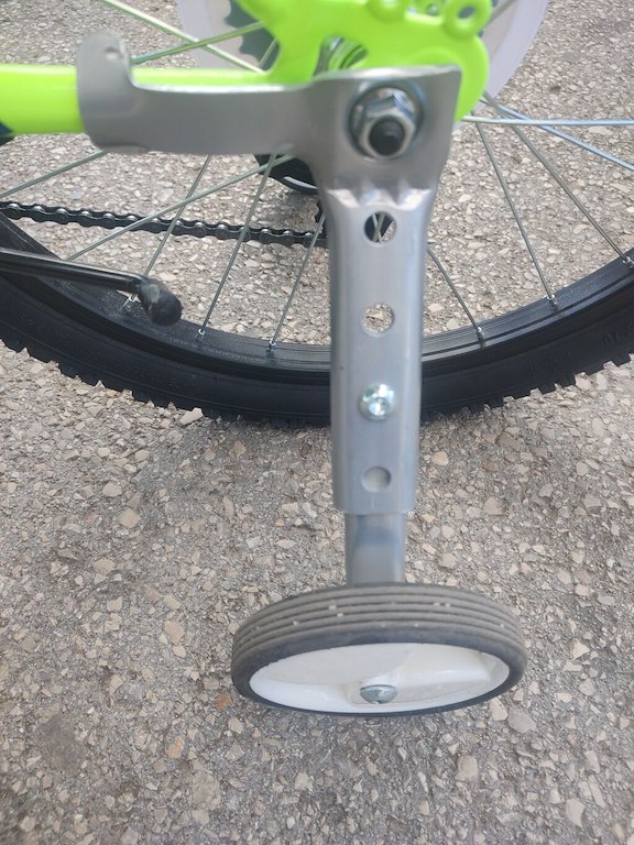 Pomovni tockovi za deciji bicikl,skoro pa novi