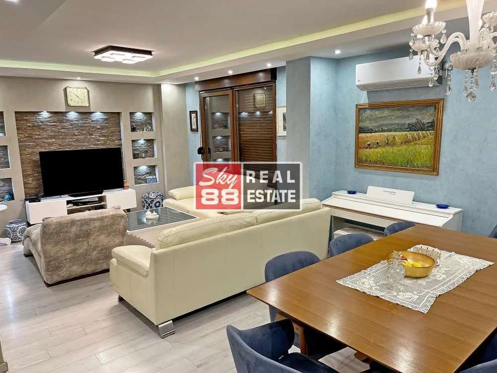 Prodaja, trosoban stan, 100m2, Senjak, Beograd