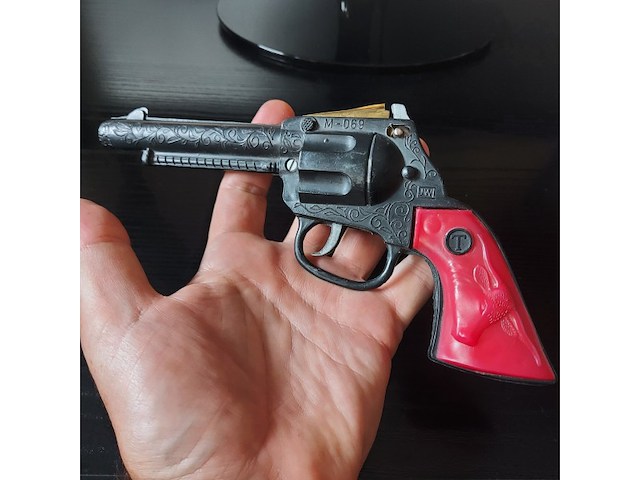 STARI PLASTIČNI PIŠTOLJ Colt western EX YU - revolver