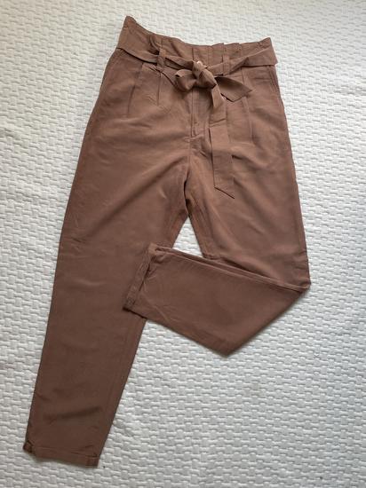 H&M pantalone visokog struka S