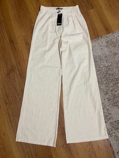 Nasty Gal nove krem pantalone