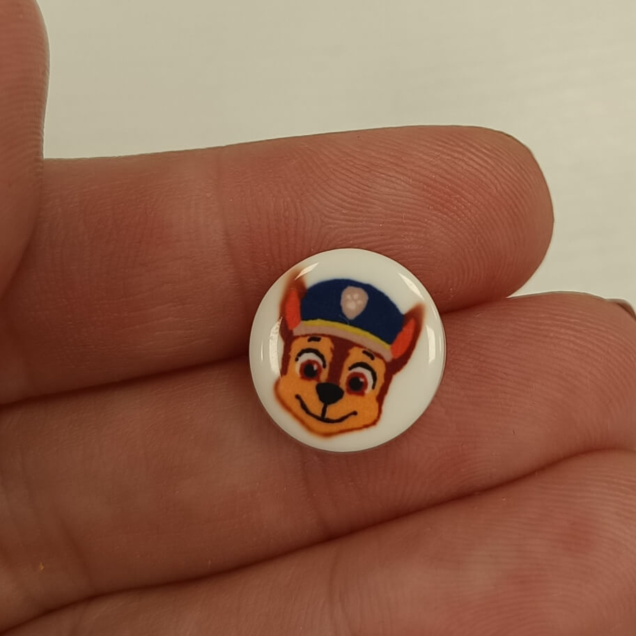 Dugme PATROLNE ŠAPE Čejs