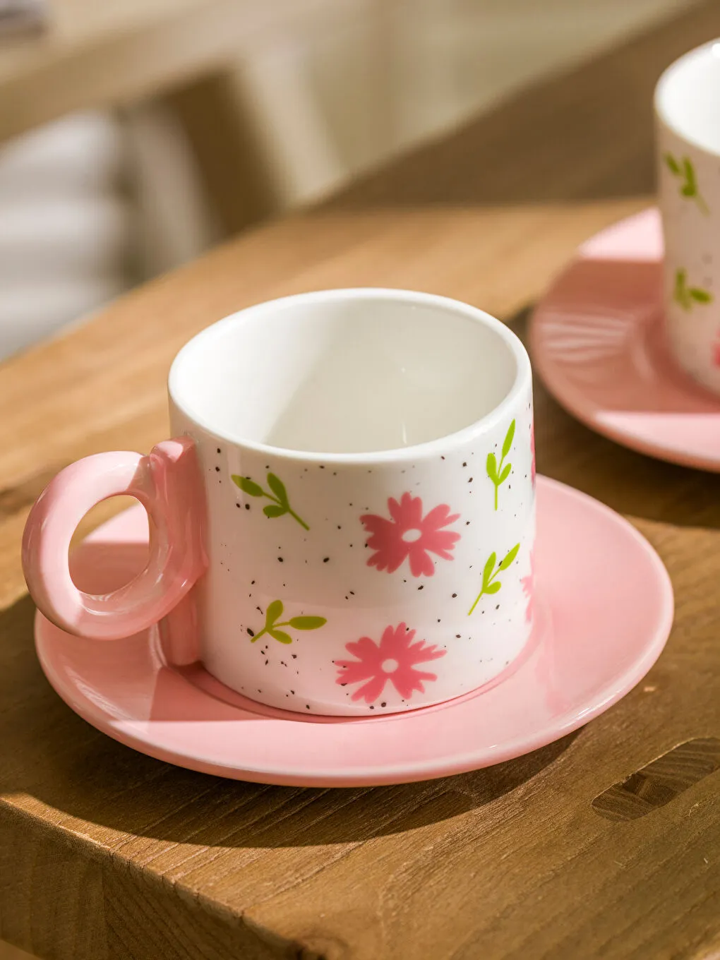 LCW HOME Set porcelanskih šoljica za kafu za 2 osobe sa cvetnim printom 90 ml
