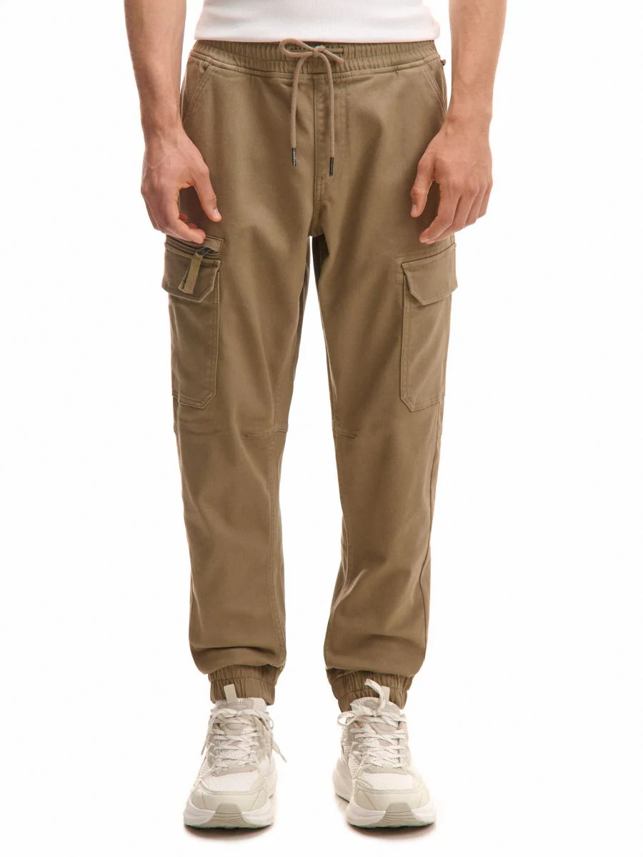 Jogger pantalone s cargo džepovima