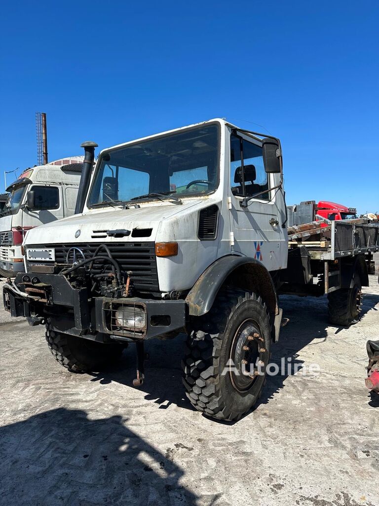 Mercedes-Benz Unimog 1750 Gearbox defect kamion s ravnom platformom