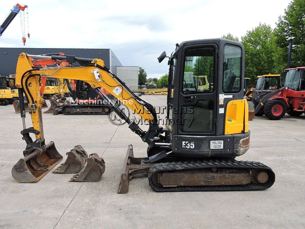 Bobcat E35 mini bager
