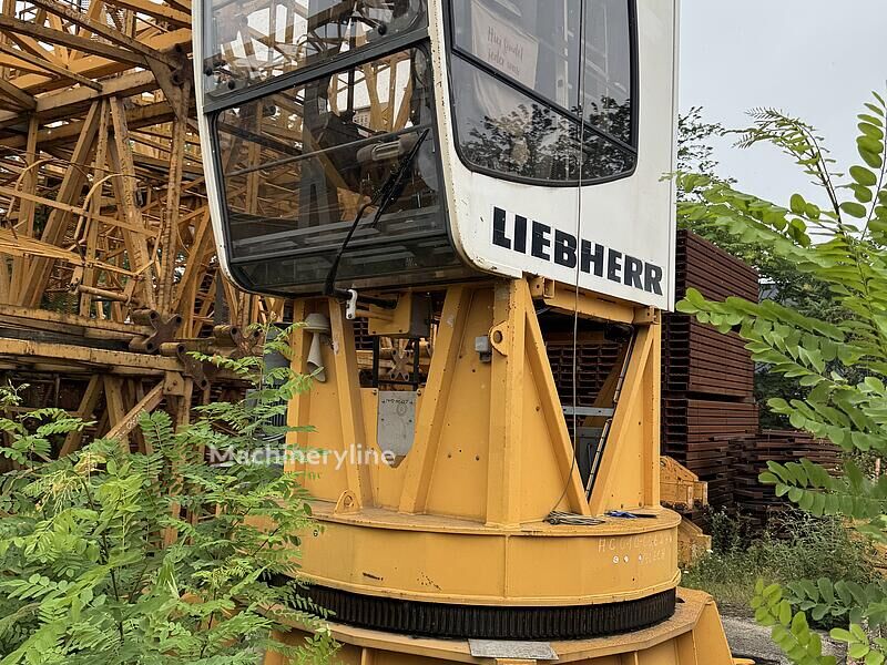 Liebherr 140 EC-H toranjska dizalica