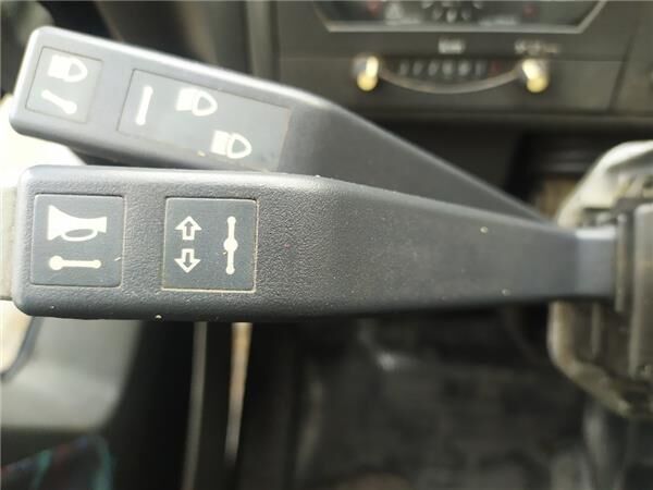 93194121 prekidač pod volanom za IVECO EuroCargo tector kamiona