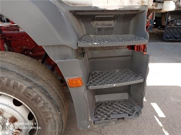 8144329 bočna stepenica za IVECO EuroTech Cursor (MH) kamiona